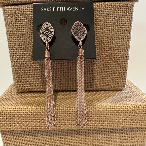 Saks Fifth Avenue | Jewelry | Nwt Saks Fifth Avenue Rose Gold Earrings ...